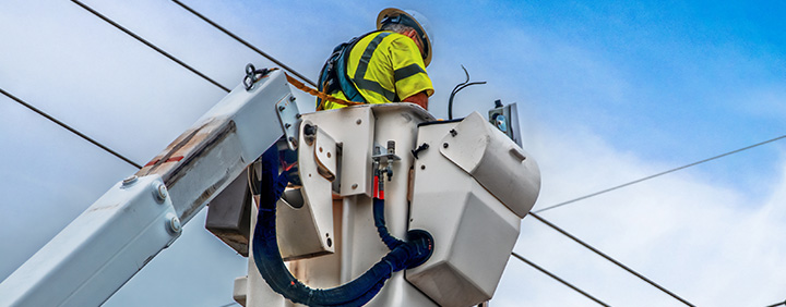 Xcel Energy receives $100 million DOE grant to boost wildfire ...